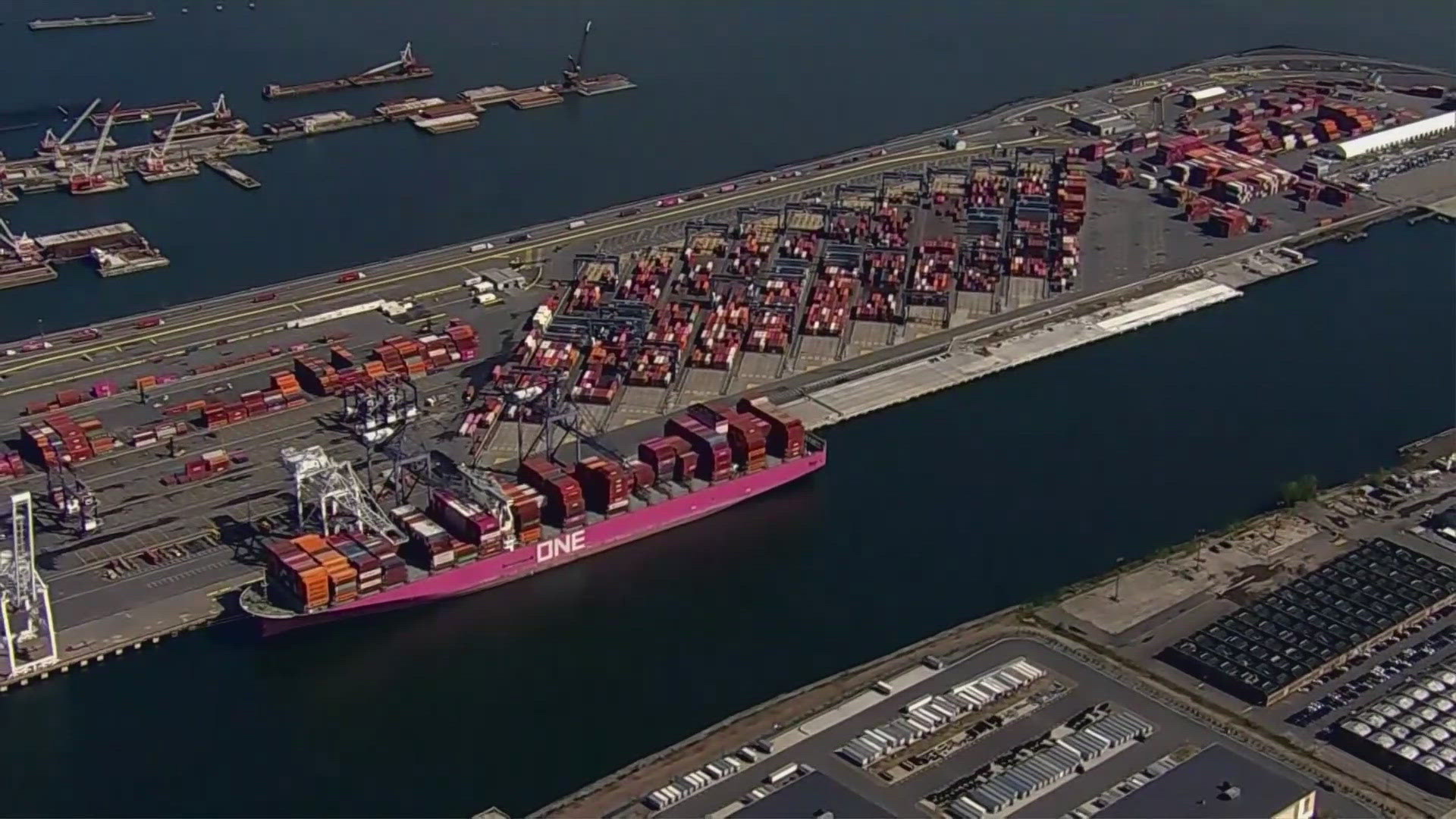 Thousands of dock workers at major shipping ports will go on strike ...