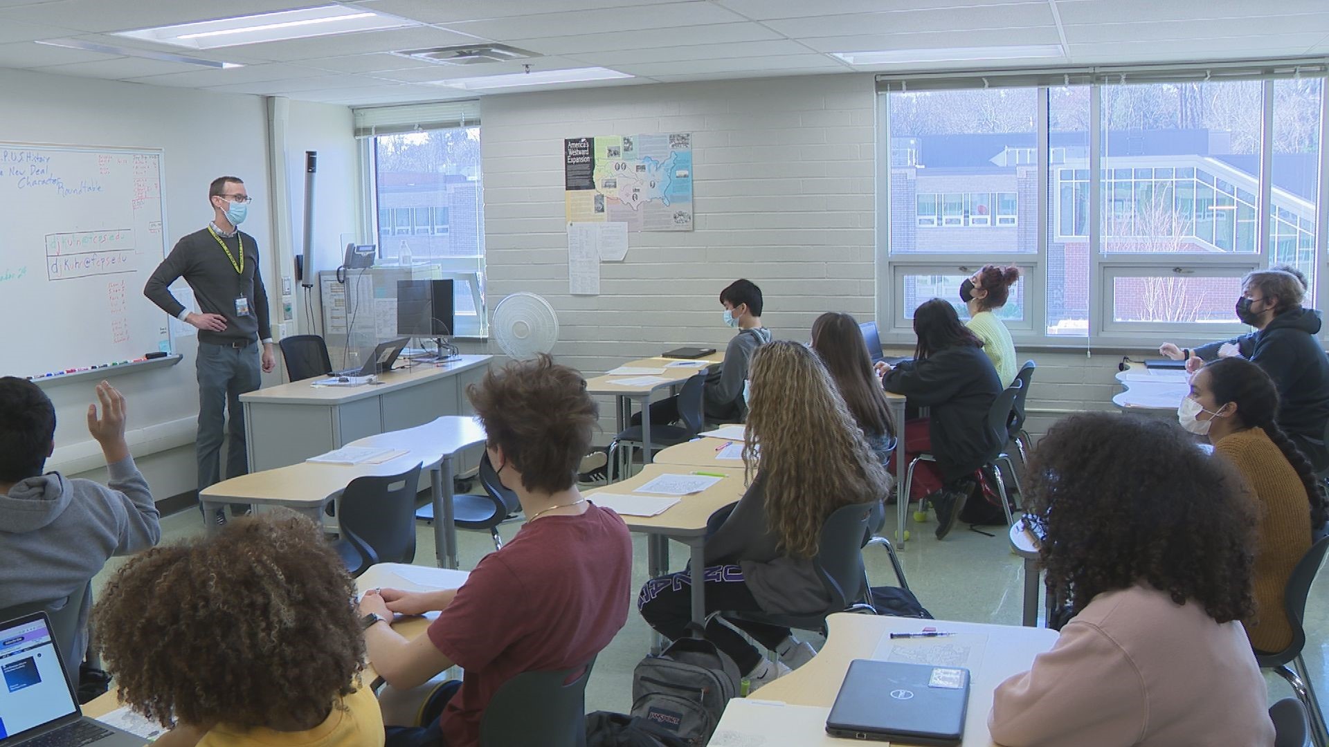 Fairfax County high school discusses conflict in Ukraine | wusa9.com