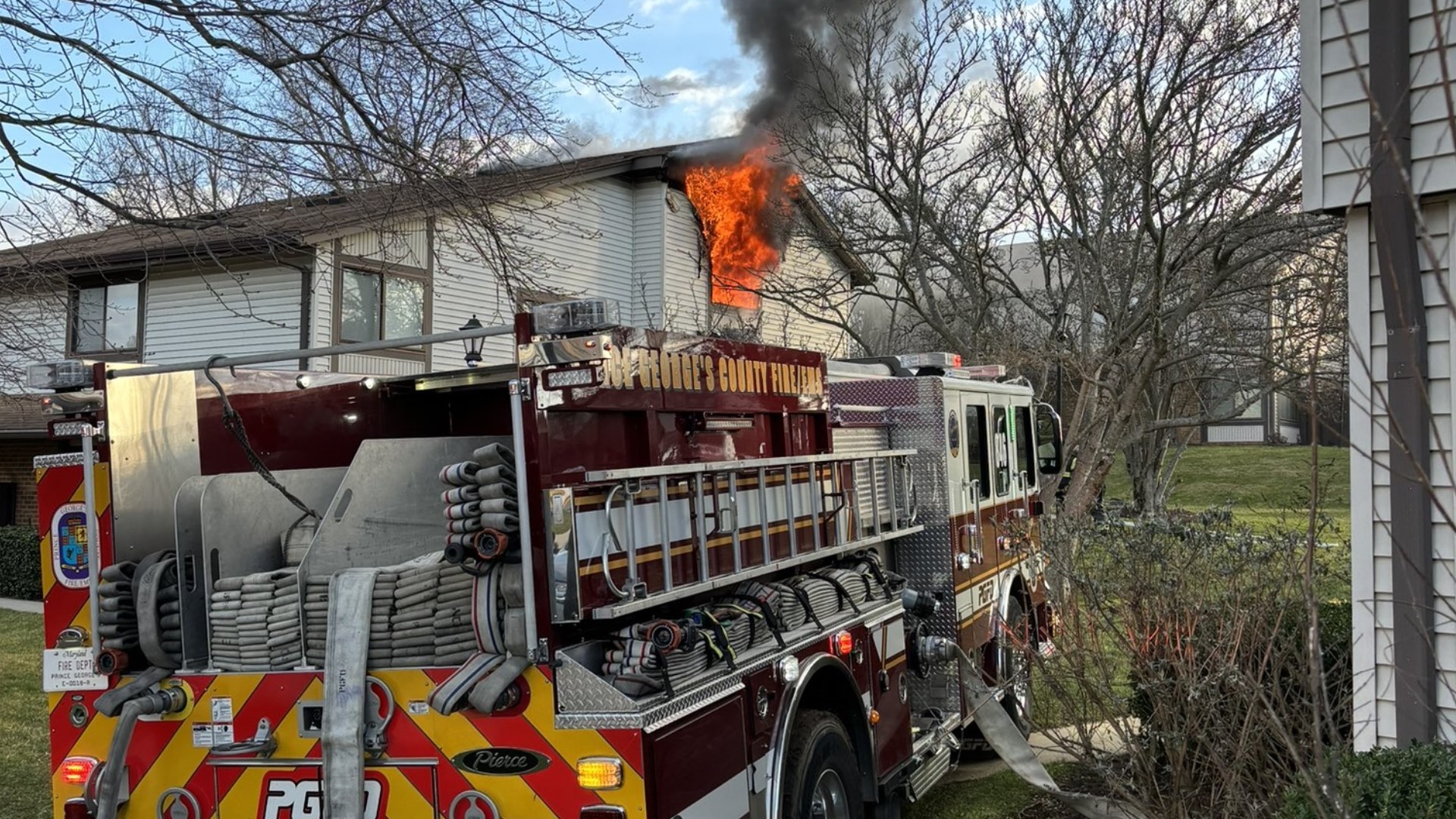 Townhouse fire leaves adult, child injured in Largo, Maryland | wusa9.com