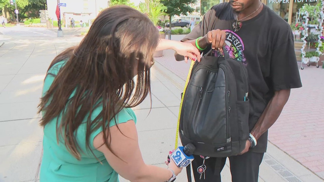 Large bags banned from select DMV Giant stores to reduce theft | wusa9.com