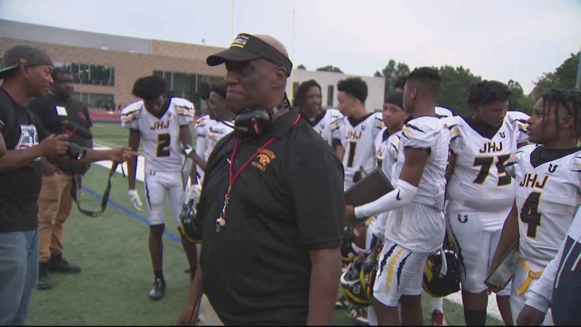 Johnson Middle School football team gets sendoff to their next game ...