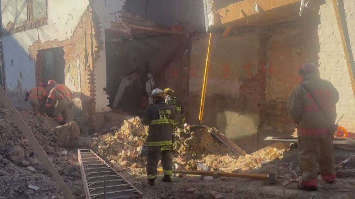 Building collapse traps construction worker | wusa9.com