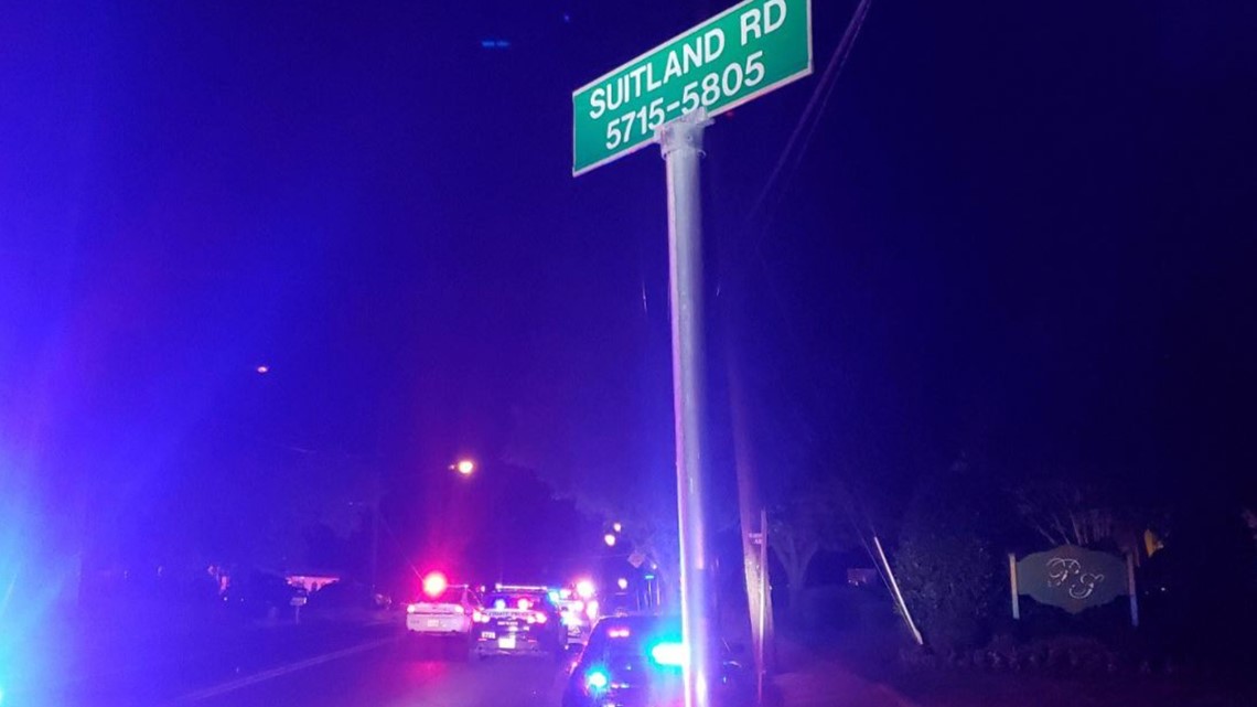 Suitland Road closed after fatal crash | wusa9.com