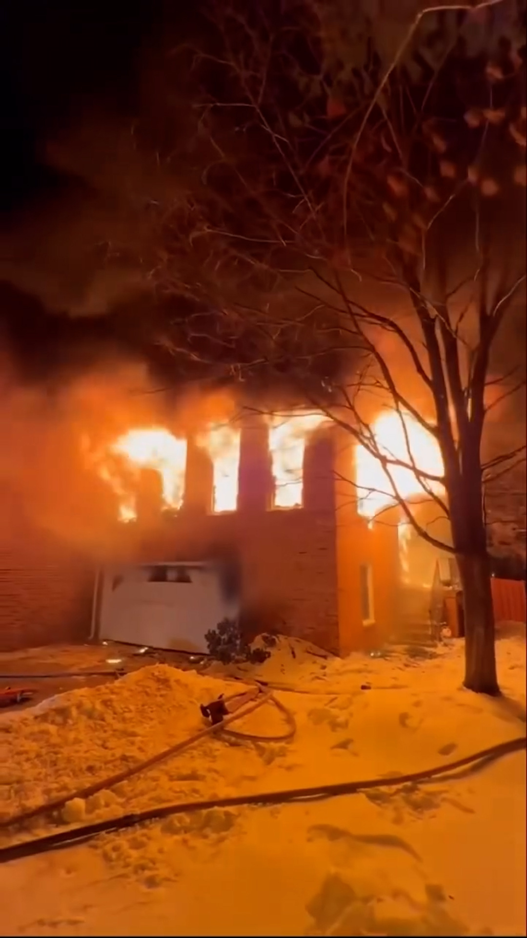 Massive fire in Fairfax County that sent multiple townhomes a blaze ...