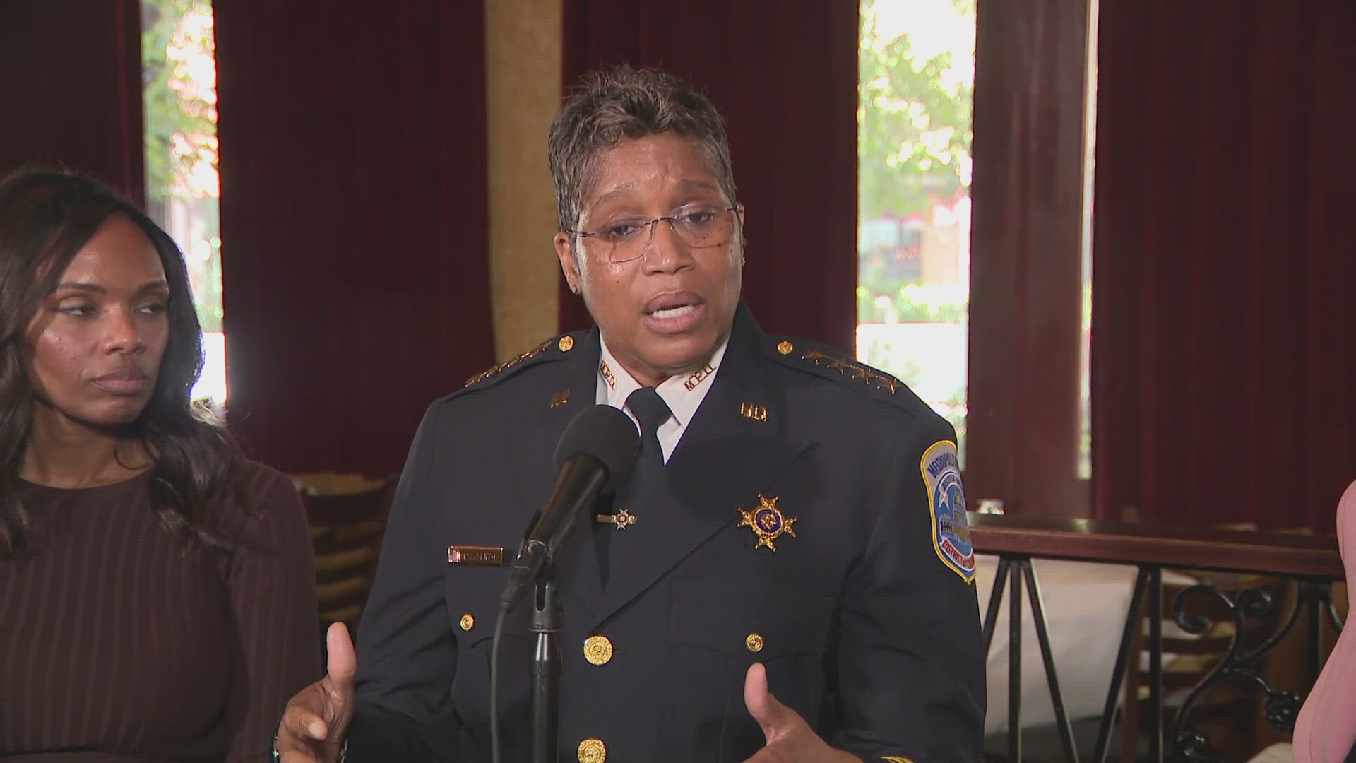 DC mayor and police chief call on stricter youth curfew following ...