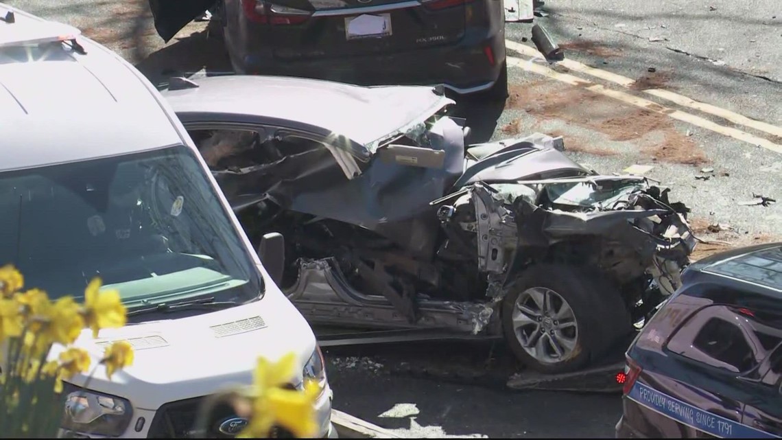 Lexus crashed into Lyft head-on going 70 mph, killing 3: court docs ...