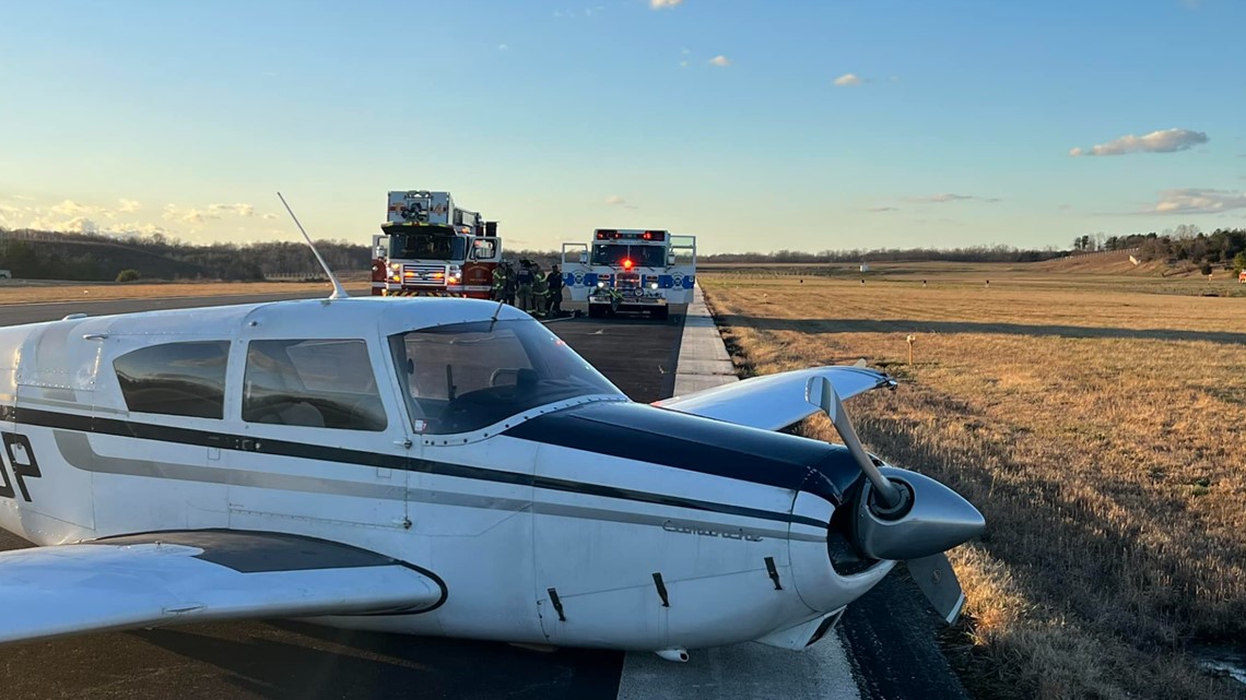 VIDEO: Plane makes emergency landing in Stafford | wusa9.com