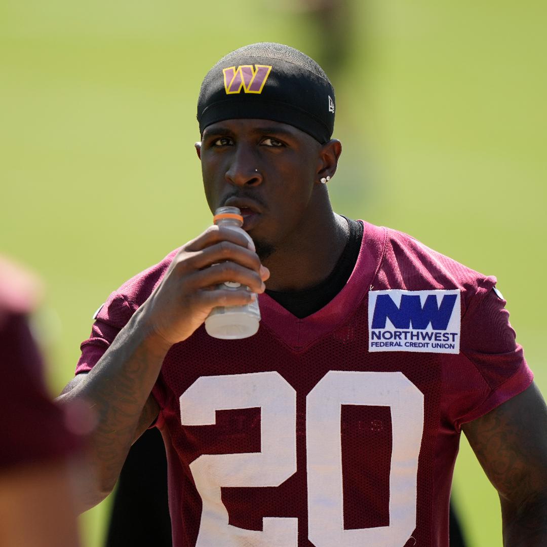 Washington Commanders' Quan Martin proves he's healthy and a leader ...