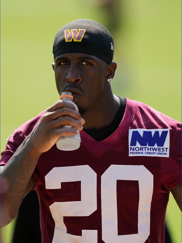 Washington Commanders' Quan Martin proves he's healthy and a leader ...