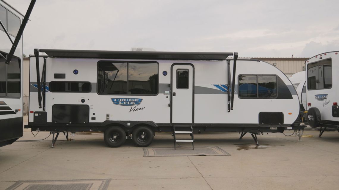 The Fredericksburg RV show features hundreds of the newest RV models ...