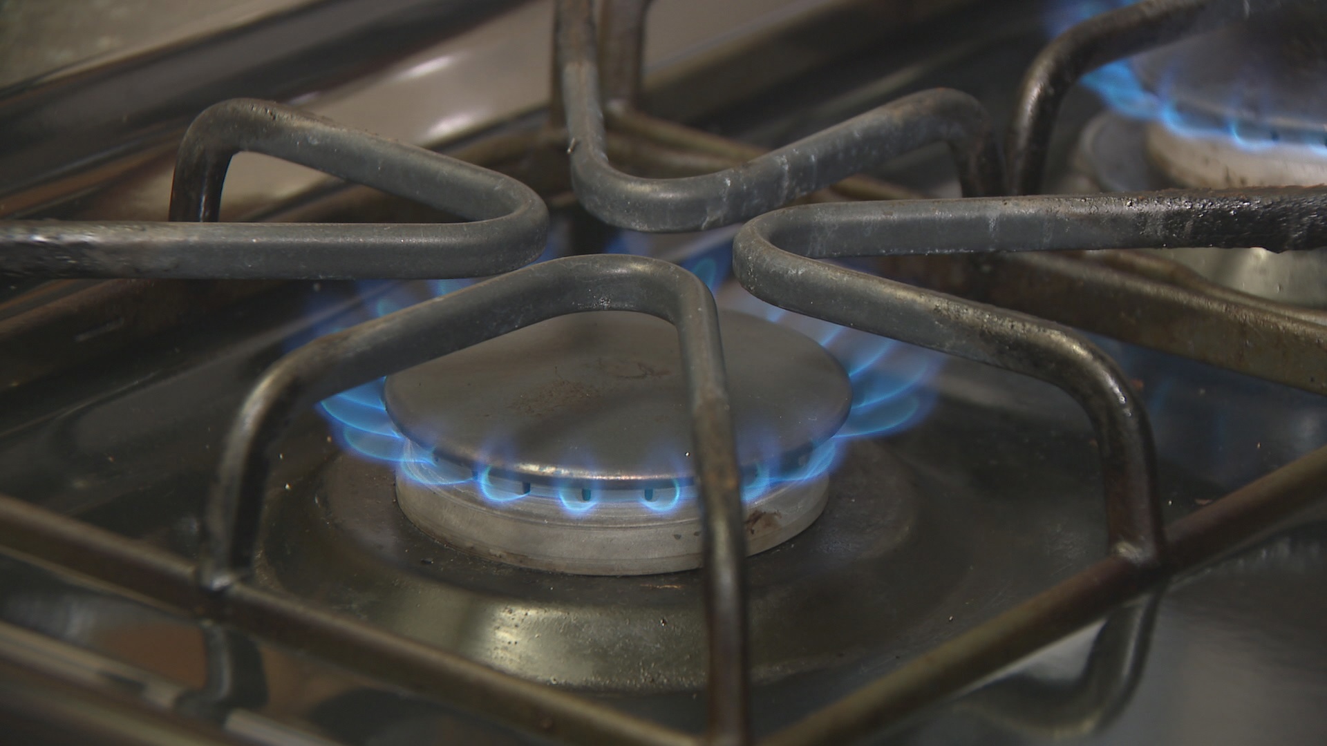 D.C., Maryland gas stoves may be linked to indoor air pollution | wusa9.com