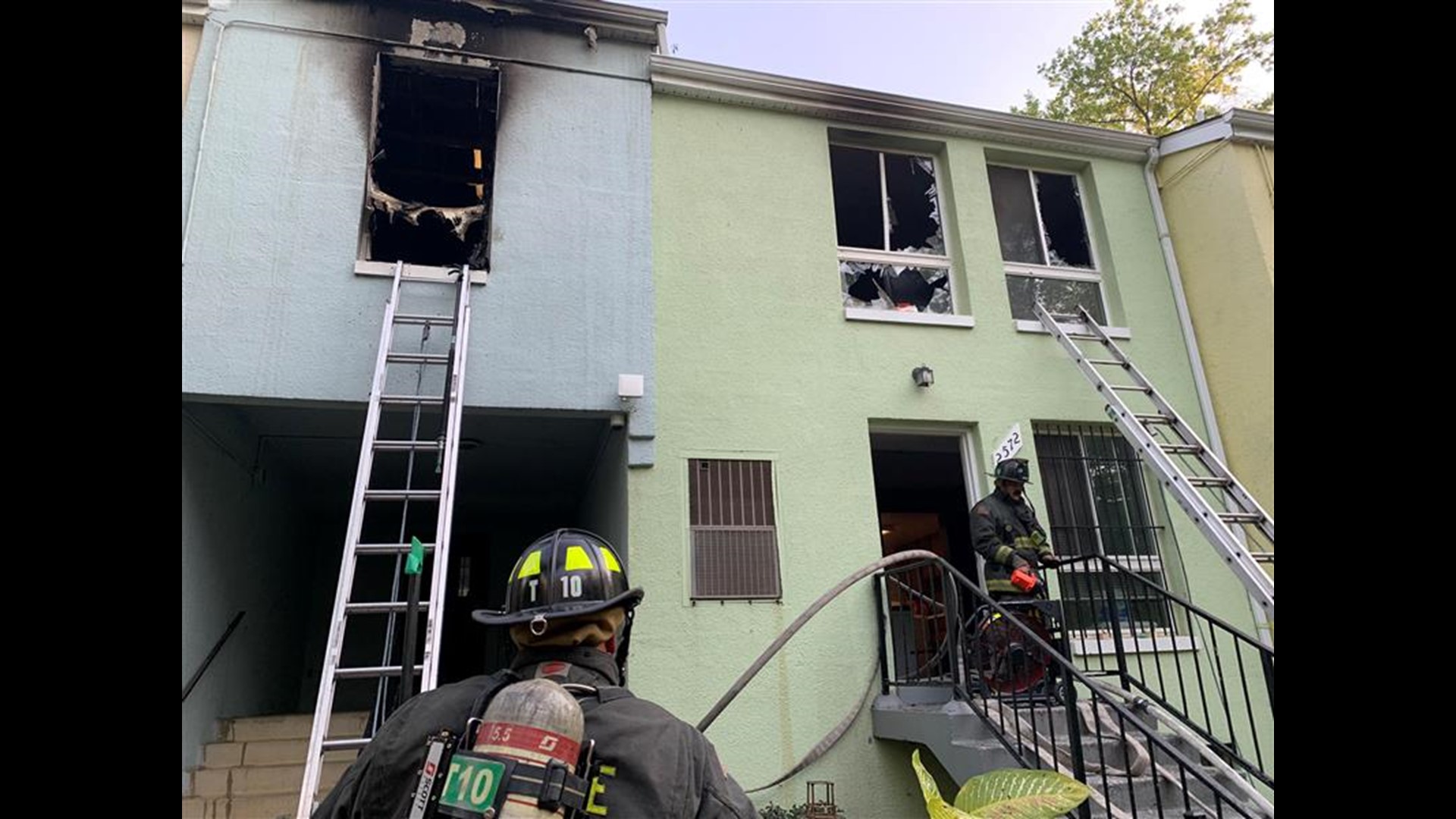 Dog rescued, residents displaced after DC house fire | wusa9.com