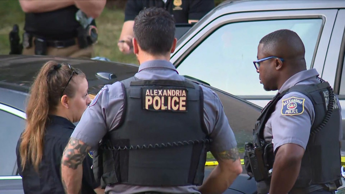 Bank robbery investigation turns into deadly barricade in Loudoun ...
