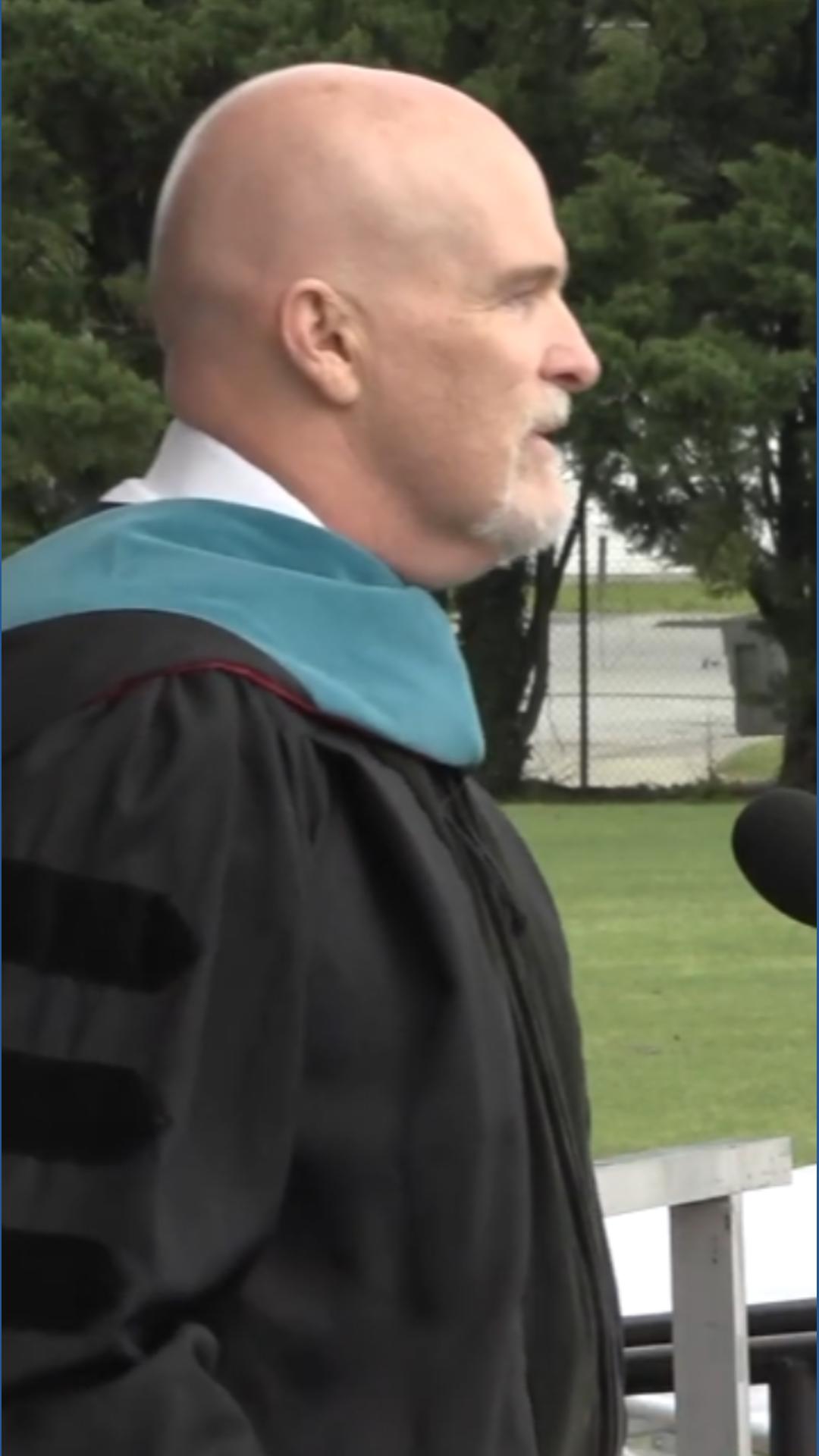Dan Quinn delivers commencement speech at Salisbury University | wusa9.com