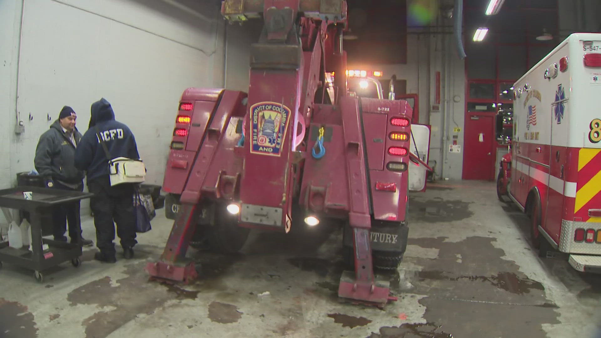 DC Fire & EMS Apparatus Division helps emergency vehicles get unstuck ...