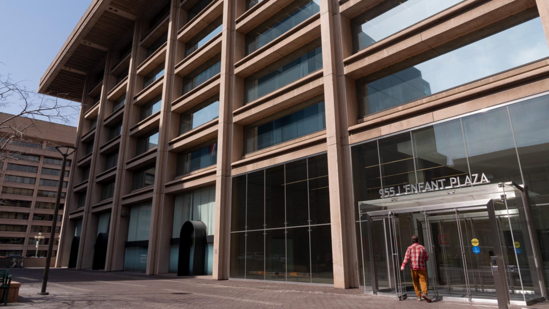 Virginia State Police unveils safety inspection stickers with QR code ...