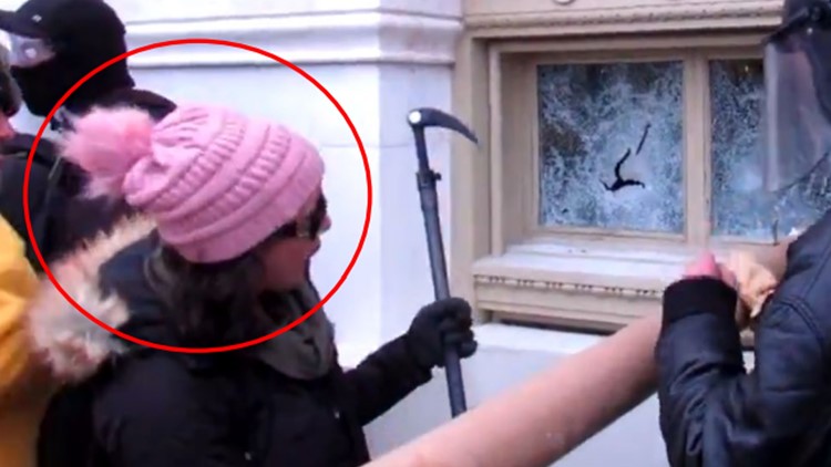 'Bullhorn Lady' sentenced to nearly 5 years in prison for Jan. 6 ...