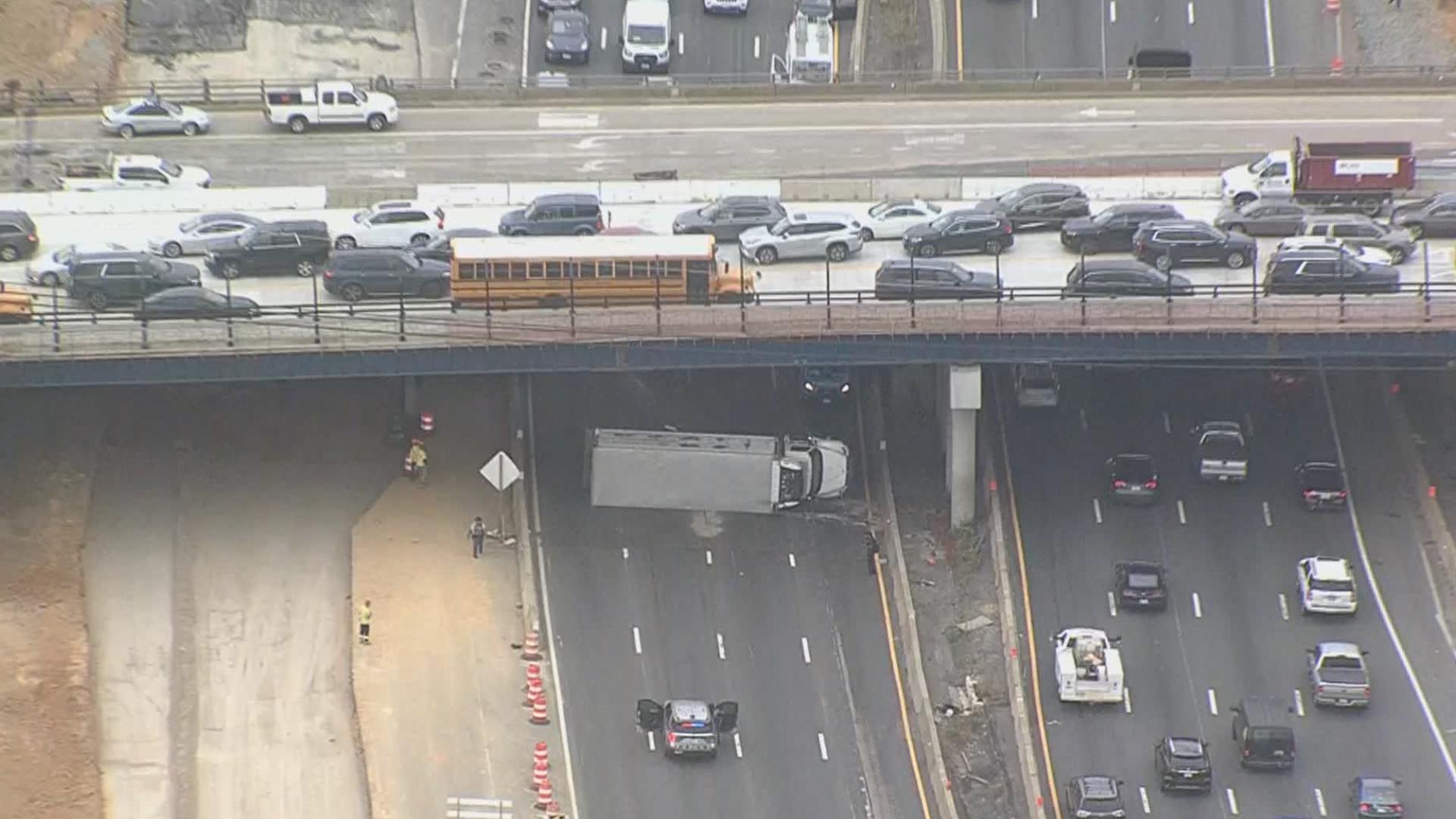 I-495 lanes closed due to tractor trailer crash in McLean | wusa9.com