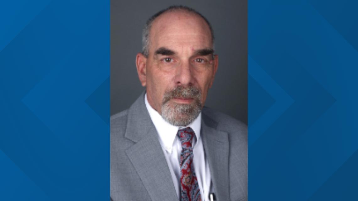 Gainesville Supervisor Robert "Bob" Weir dies | wusa9.com