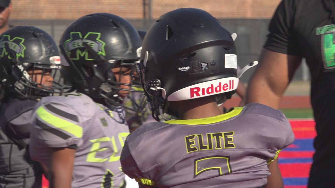 Youth football team promoting anti-violence at Southeast DC event ...