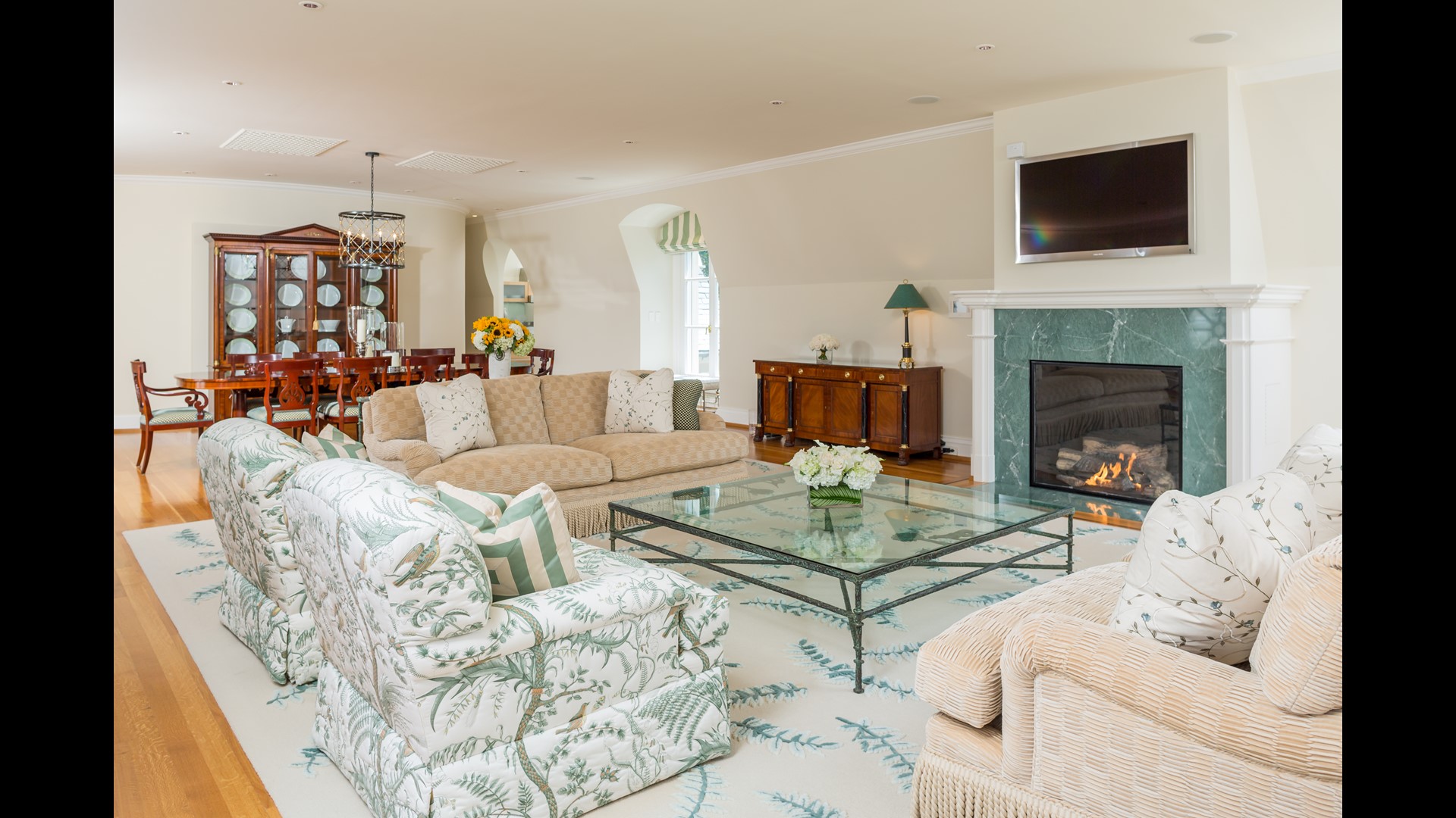 Dan Snyder's Potomac home sees price decrease | wusa9.com