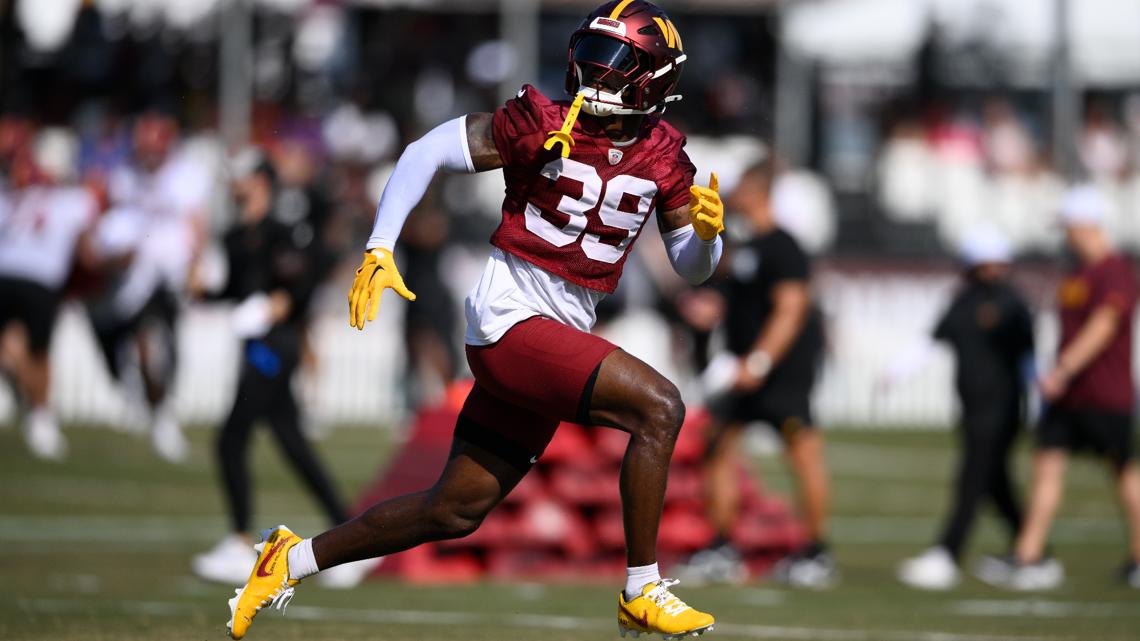 Jeremy Reaves sits down with Chick Hernandez at Training Camp | wusa9.com