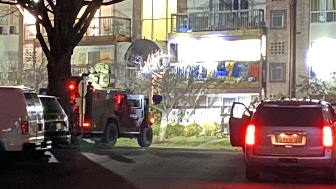 Police barricade situation over in Vienna, Virginia | wusa9.com