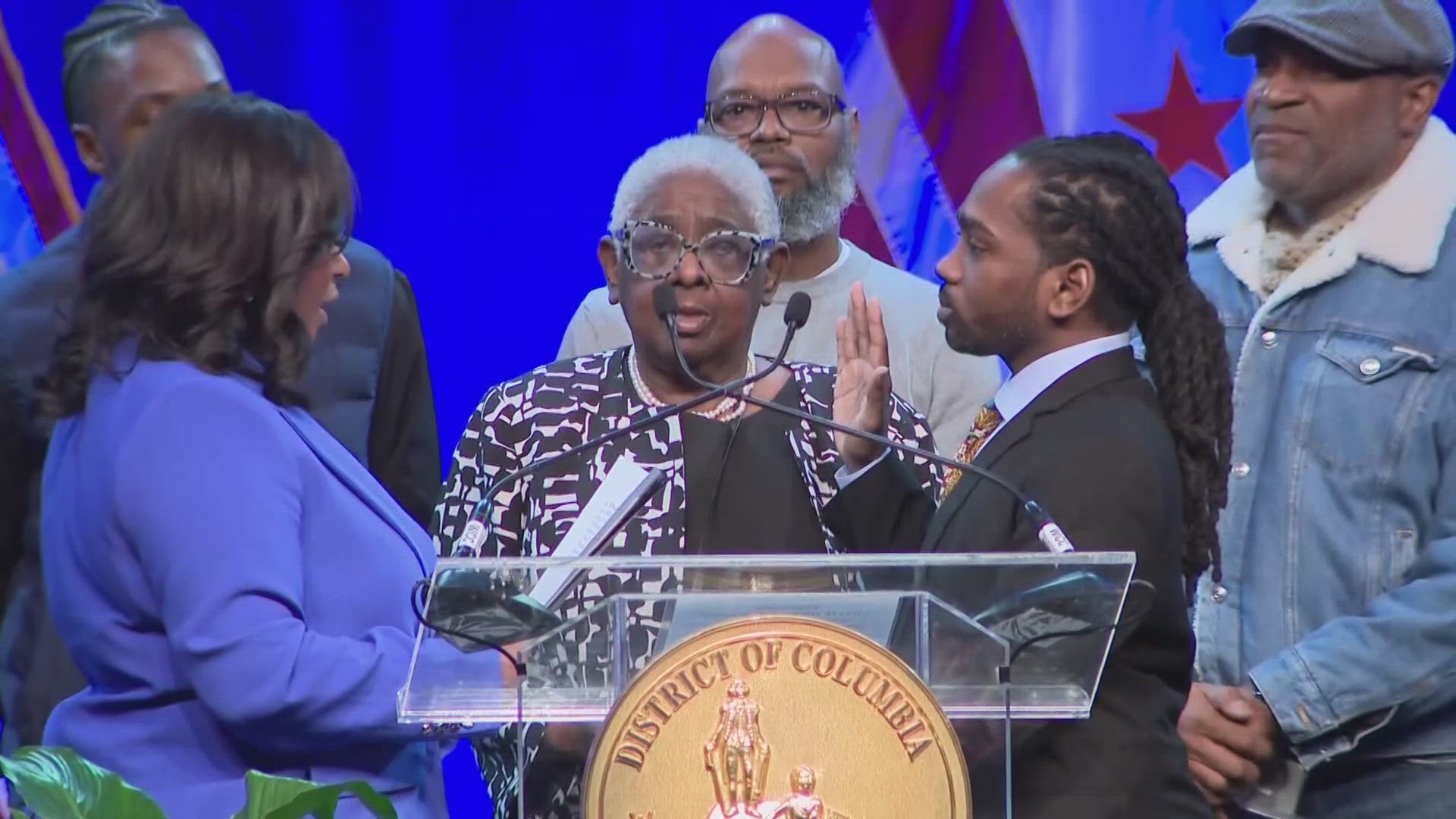 Council votes unanimously to expel Trayon White | wusa9.com