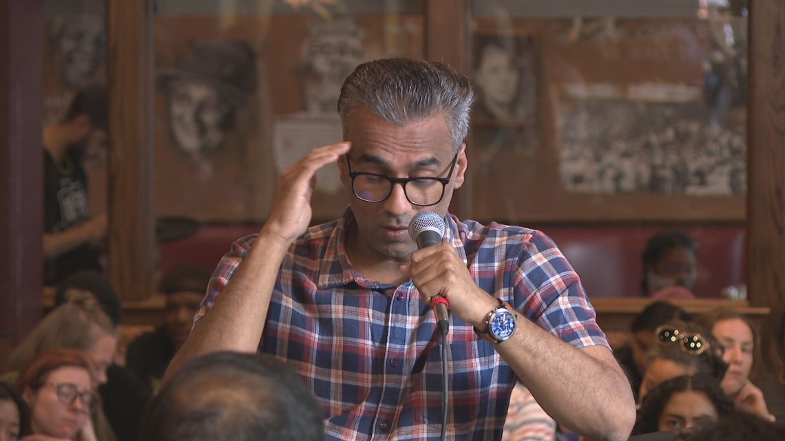 Georgetown professor shares detention experience | wusa9.com