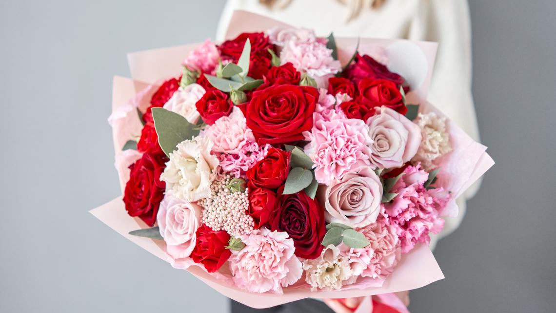 86th annual Flower Mart blossoms at Washington Cathedral | wusa9.com