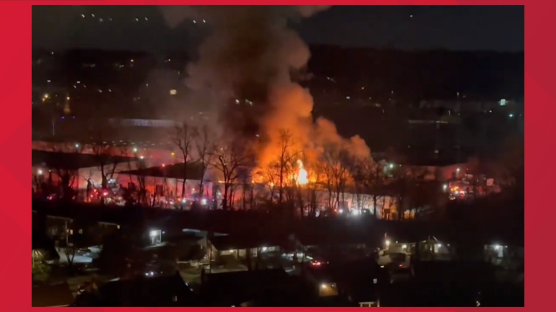 Crews battle large fire in Alexandria, Virginia | wusa9.com