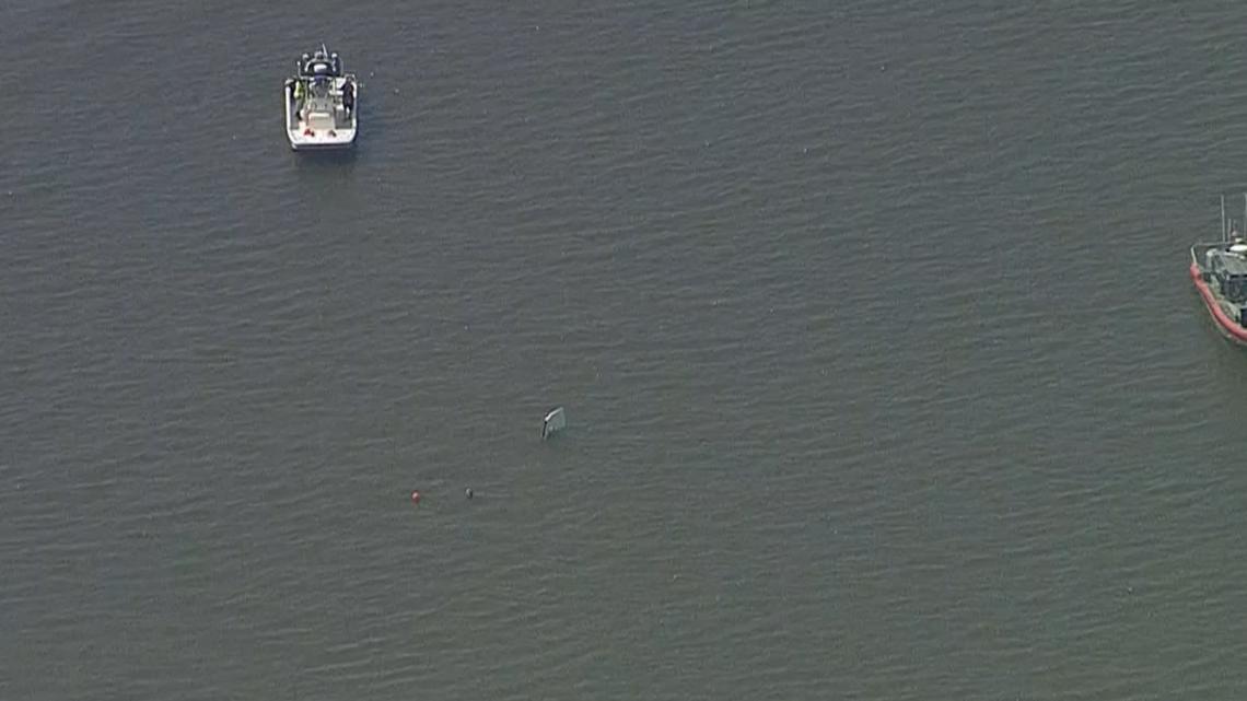 Small plane crashes into the water in Maryland | wusa9.com