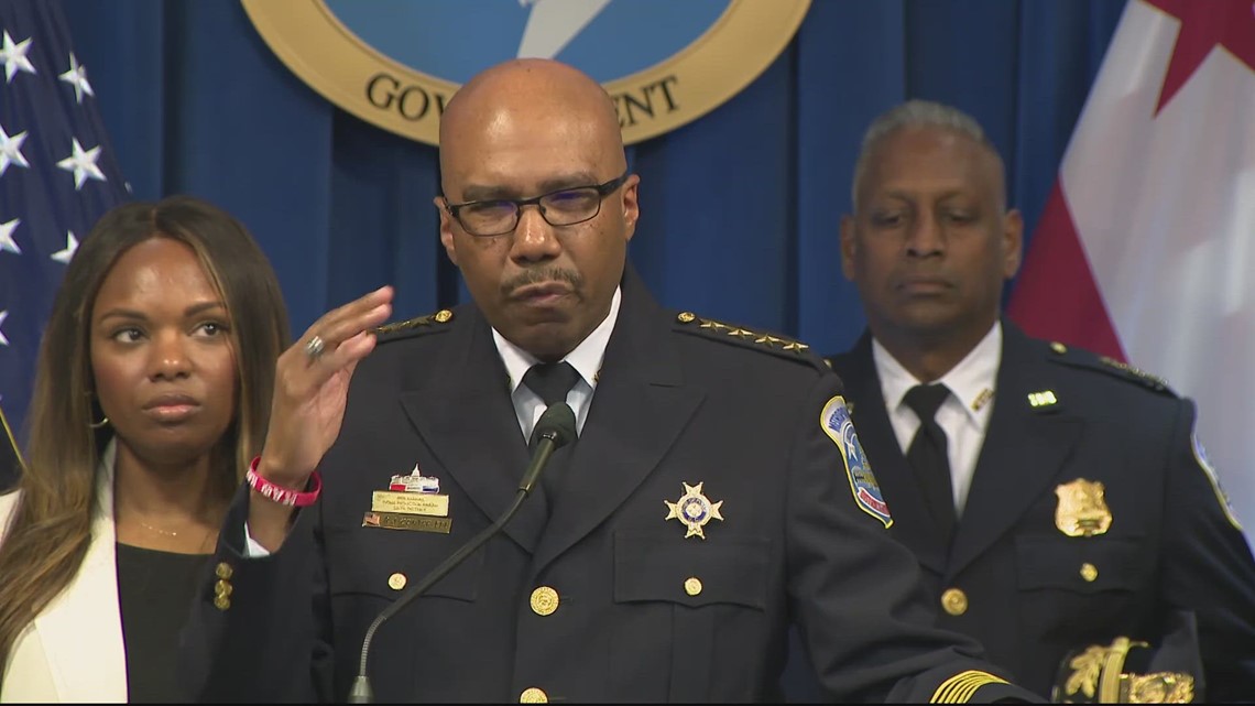 DC Police Chief delivers emotional farewell speech | wusa9.com