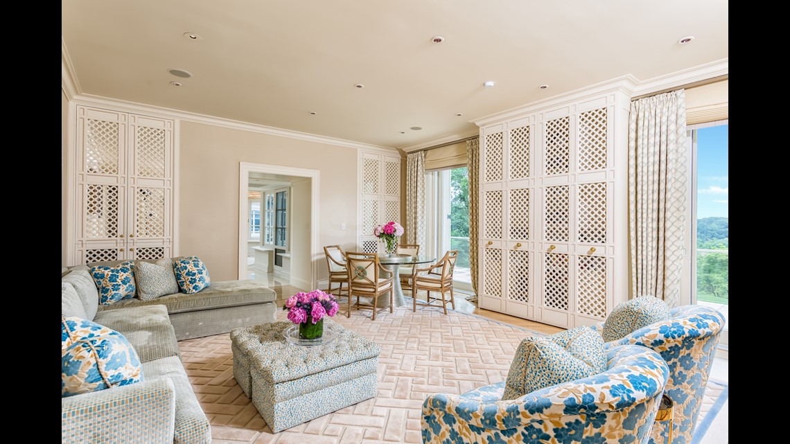 Dan Snyder's Potomac home sees price decrease | wusa9.com