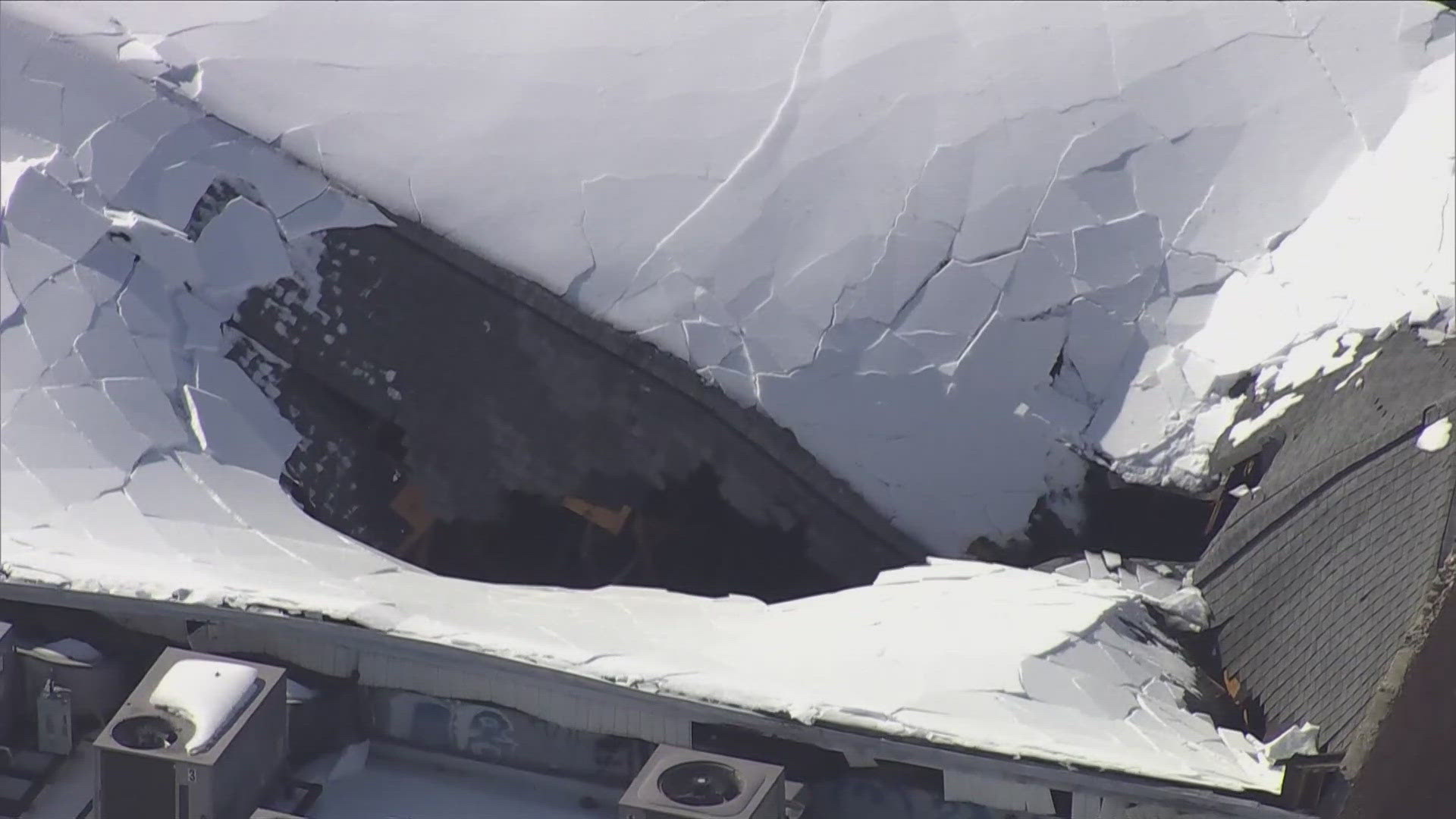 Snow-covered church roof collapses in Alexandria | wusa9.com