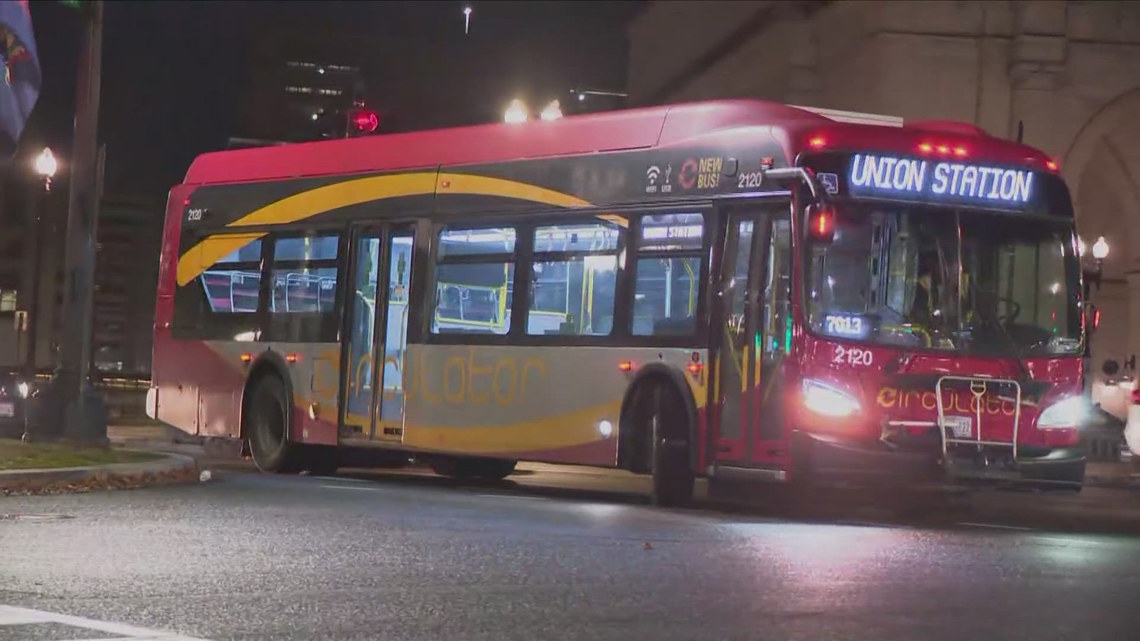DC Circulator buses hit auction starting at $1,000 | wusa9.com