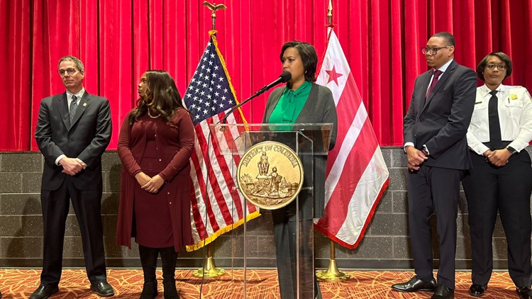 Army officer from DC wins Miss USA beauty pageant | wusa9.com