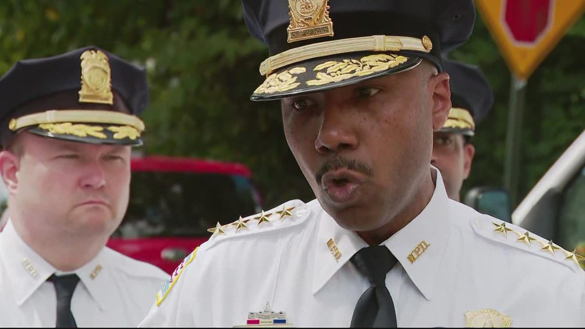 New report sheds light on how DC police fires, then reinstates officers ...