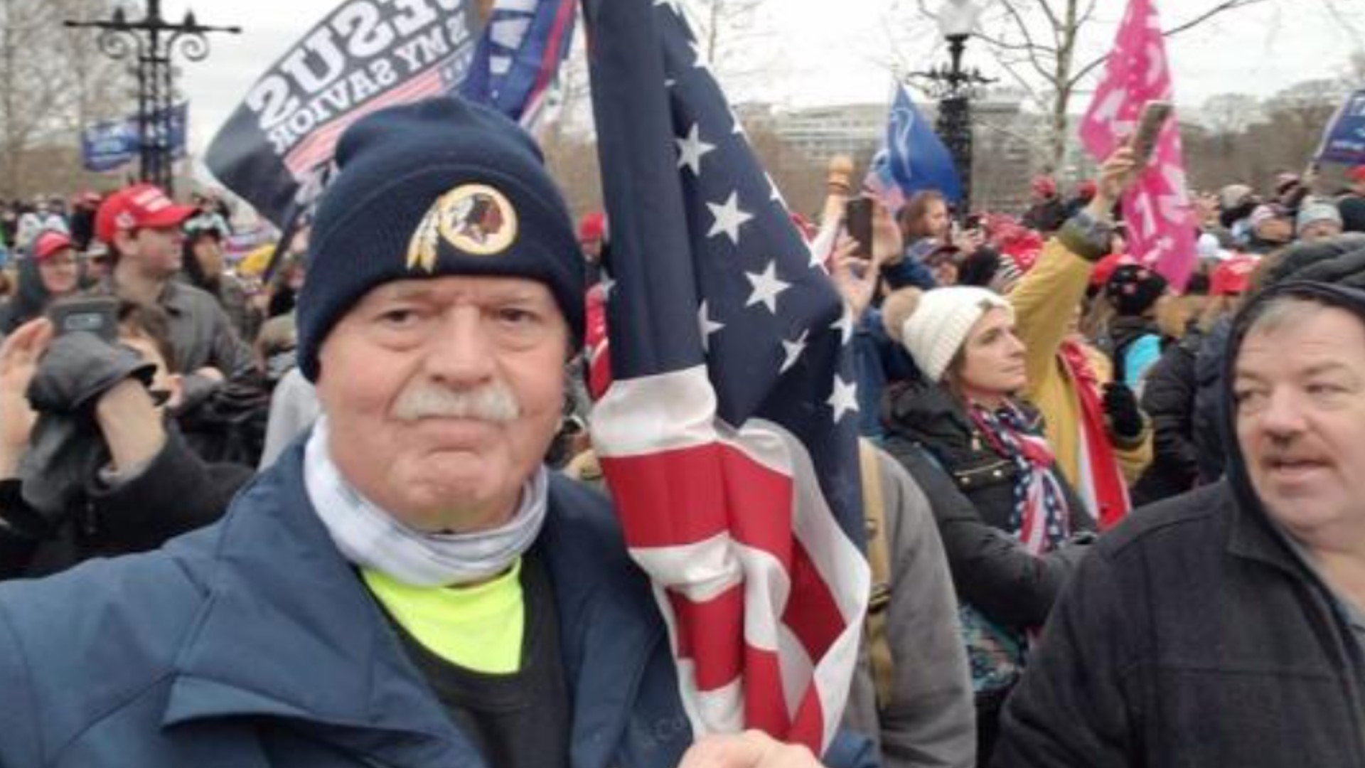 Thomas Caldwell 'allied' himself with Oath Keepers before Jan. 6 ...