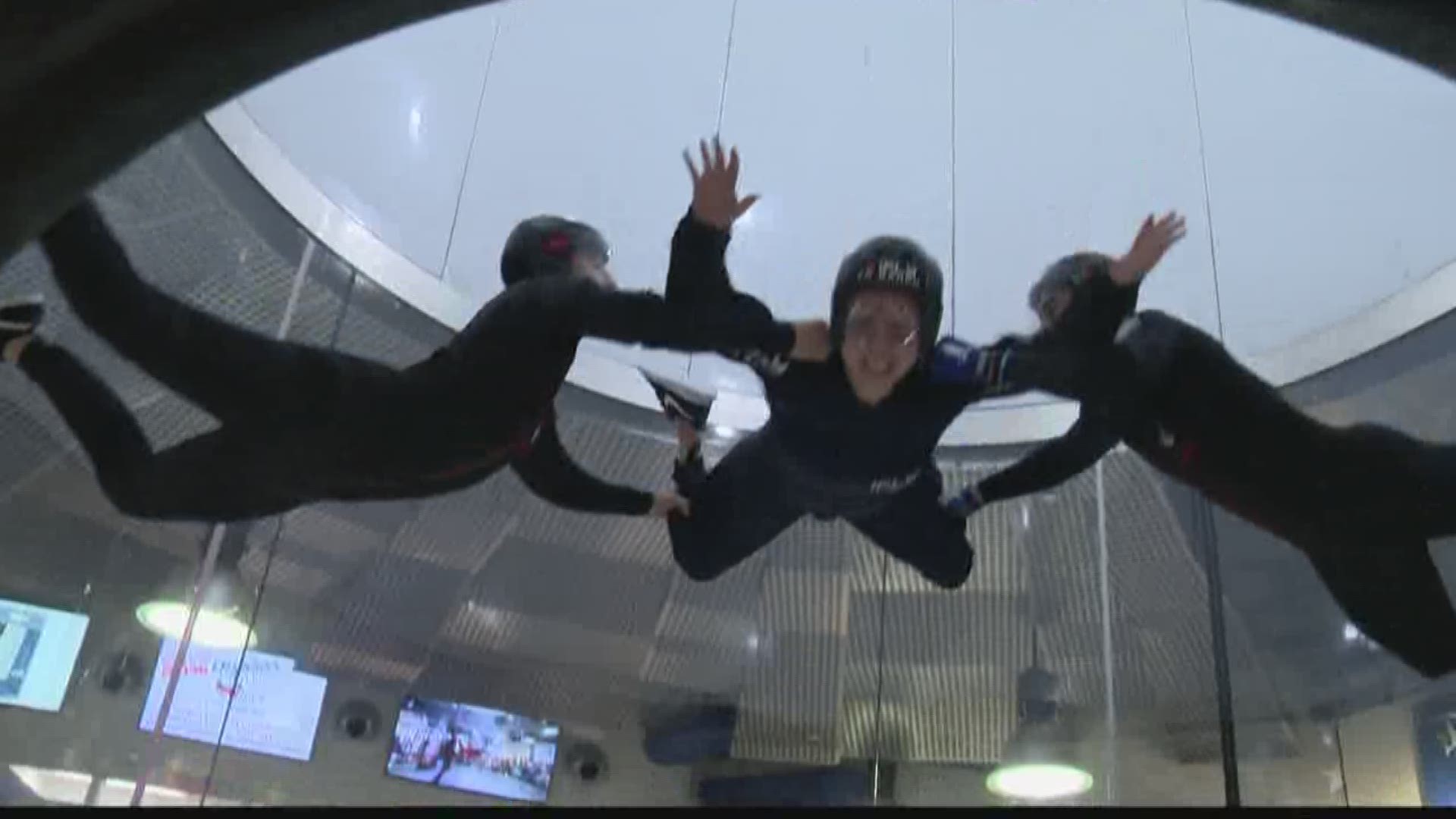 Quadriplegics, paraplegics go on skydiving adventure | wusa9.com