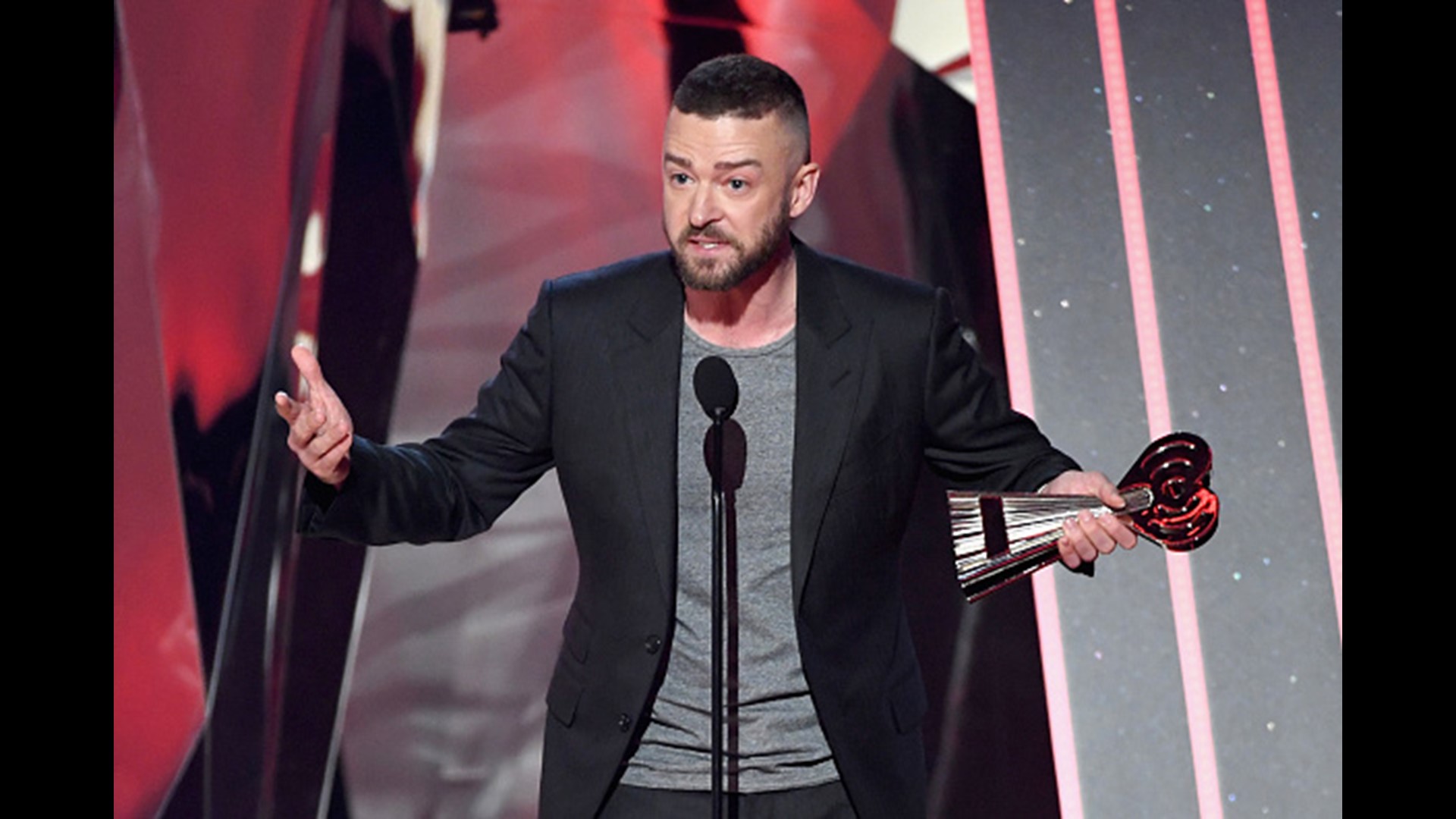 Justin Timberlake pokes fun at 'It's gonna be May' meme featuring him ...